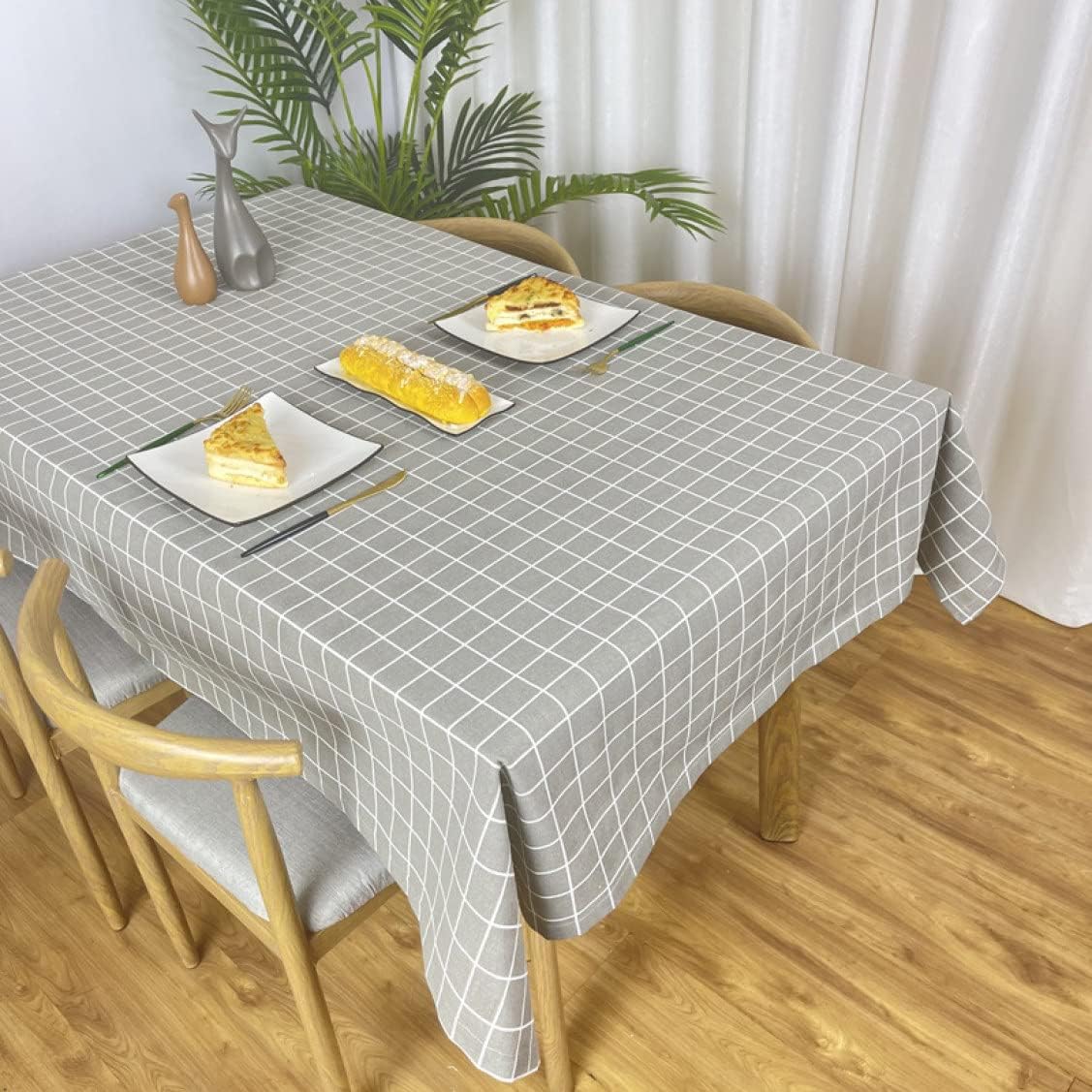 Rustic Plaid Table Cover – URBAN NEST